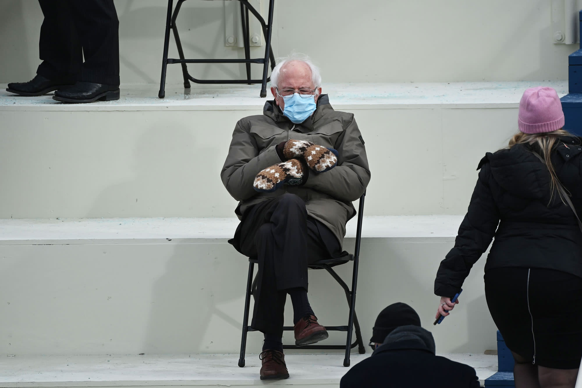 Bernie Sanders Mittens Meme Raises Big Bucks For Charity Market 
